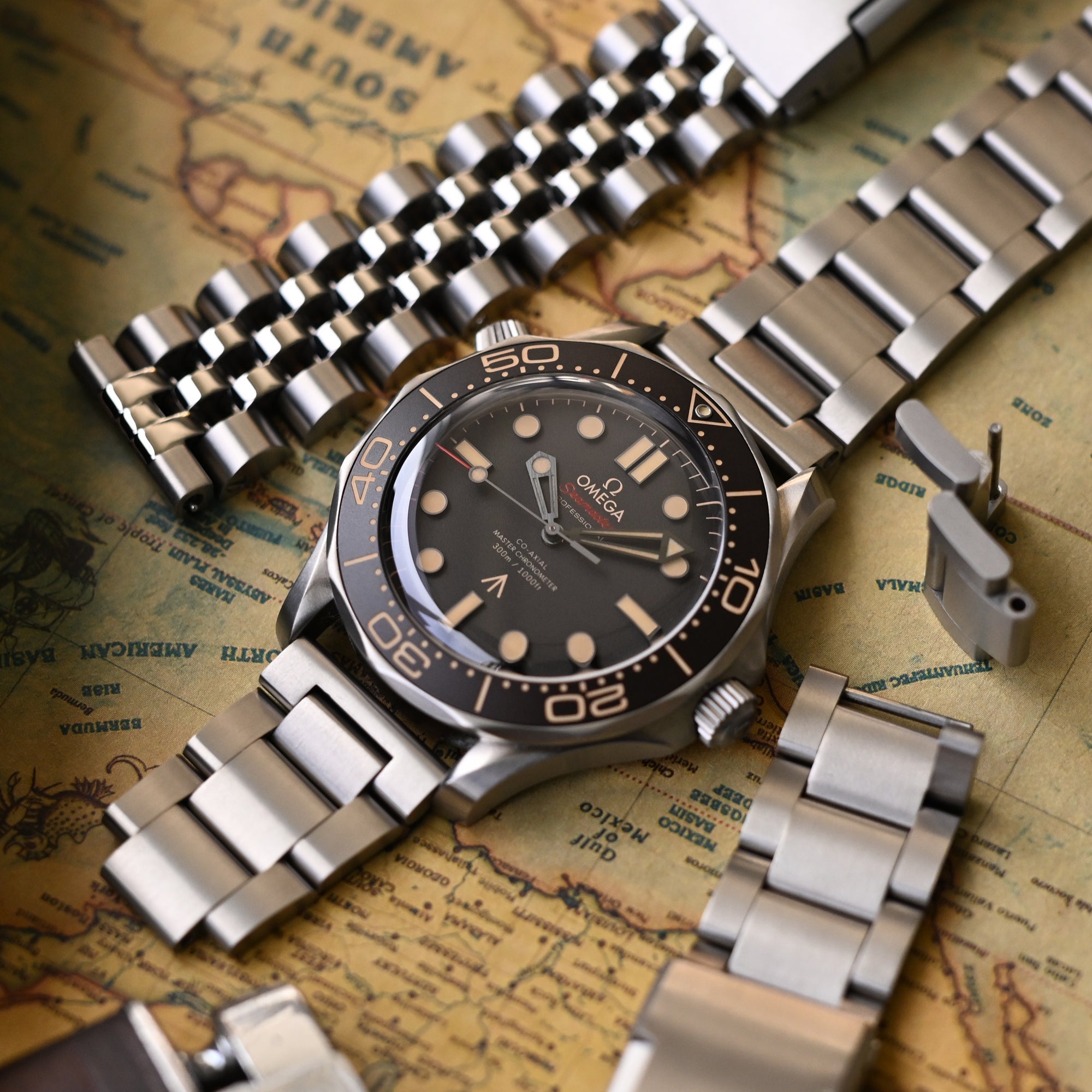 The 2024 Omega Speedmaster Anniversary Series FOiS | Strapcode