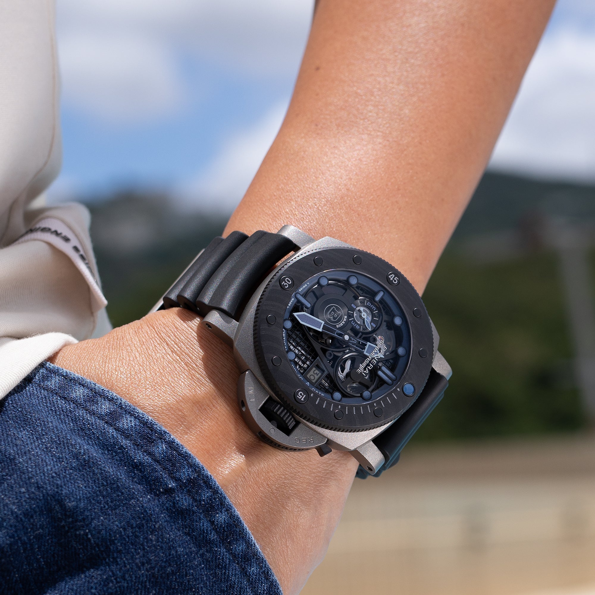 Semi-curved lug watch bands Croco grain watch straps | Strapcode