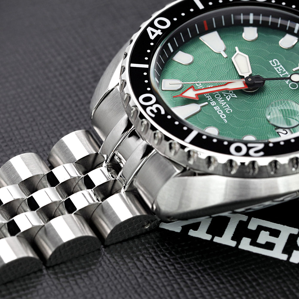The Watchesgazine, Seiko Mini Turtle | Image Gallery | Strapcode