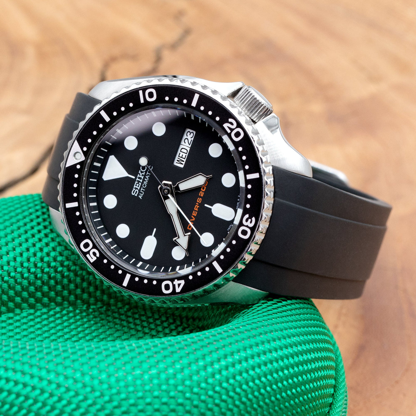 Seiko Mods, Seiko SKX007 Upgrade, Curved End Watch Bands | Strapcode Page 4