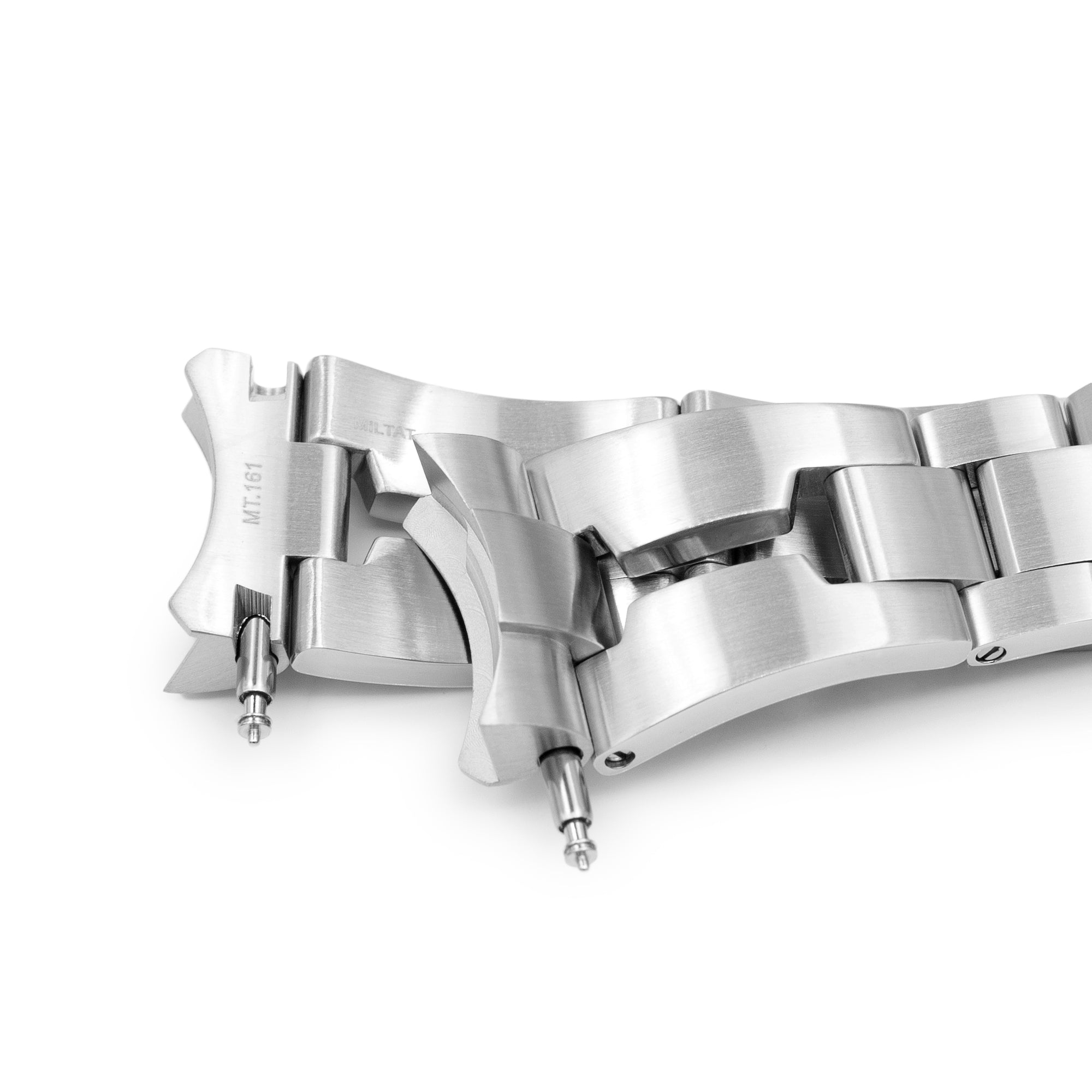 Seiko 5 Sports 42.5mm Curved End Retro Shaver Blade Watch Bands | Strapcode