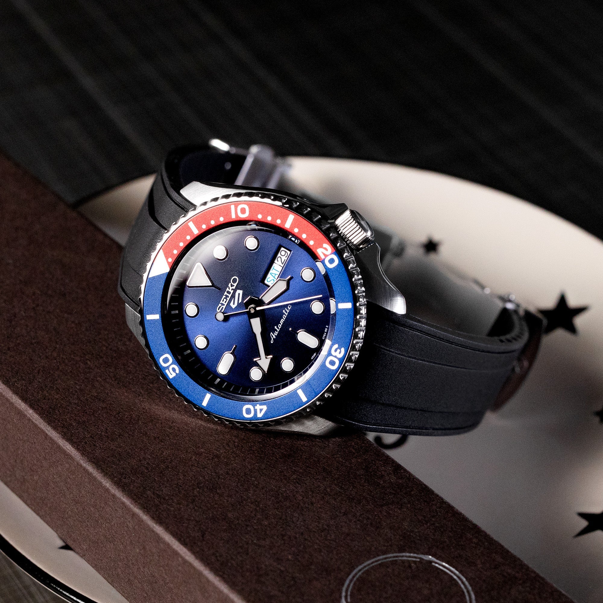 Seiko 5 Sports GMT Replacement Watch Bands | Metal Bracelets & Strap ...